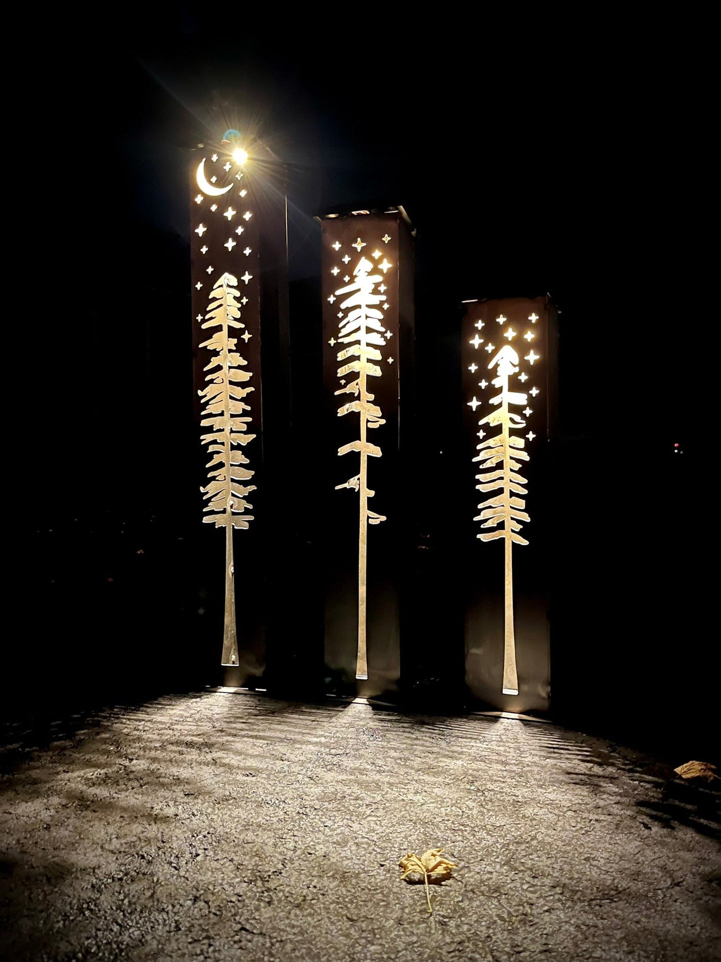 XL Pine Night Sky Solar Luminary Pillar | Steel – Bluedot Living Collection